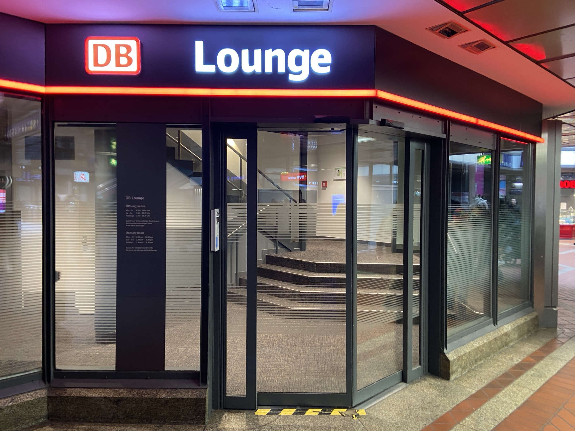 DB Lounge Hamburg Hbf – Exklusiver Komfort für Bahnreisende – Tariftagebuch